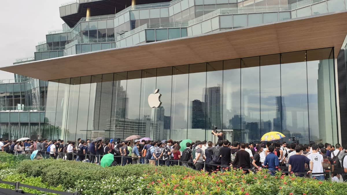 Apple ICONSIAM เปิดร้านแล้ว ต่อคิวยาวคึกคัก ต้อนรับอบอุ่น - iT24Hrs
